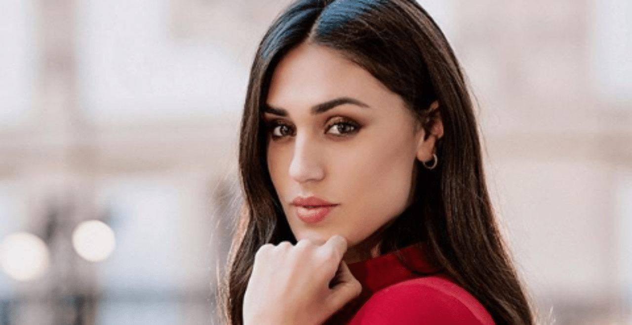 Cecilia Rodriguez rivela il suo nuovo amore: coccole al cane Tom