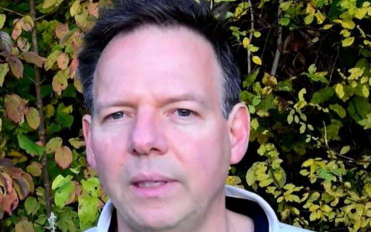 Si credeva estinto: specie di camaleonte ricompare dopo 100 anni - VIDEO