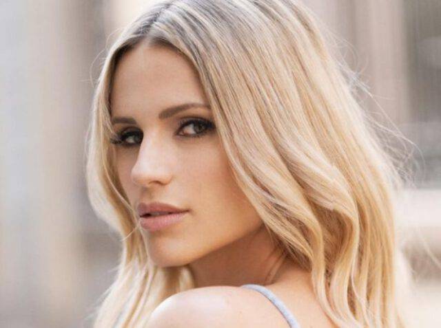 Michelle Hunziker: tutto sui cani Lilly, Leone e Odino-VIDEO